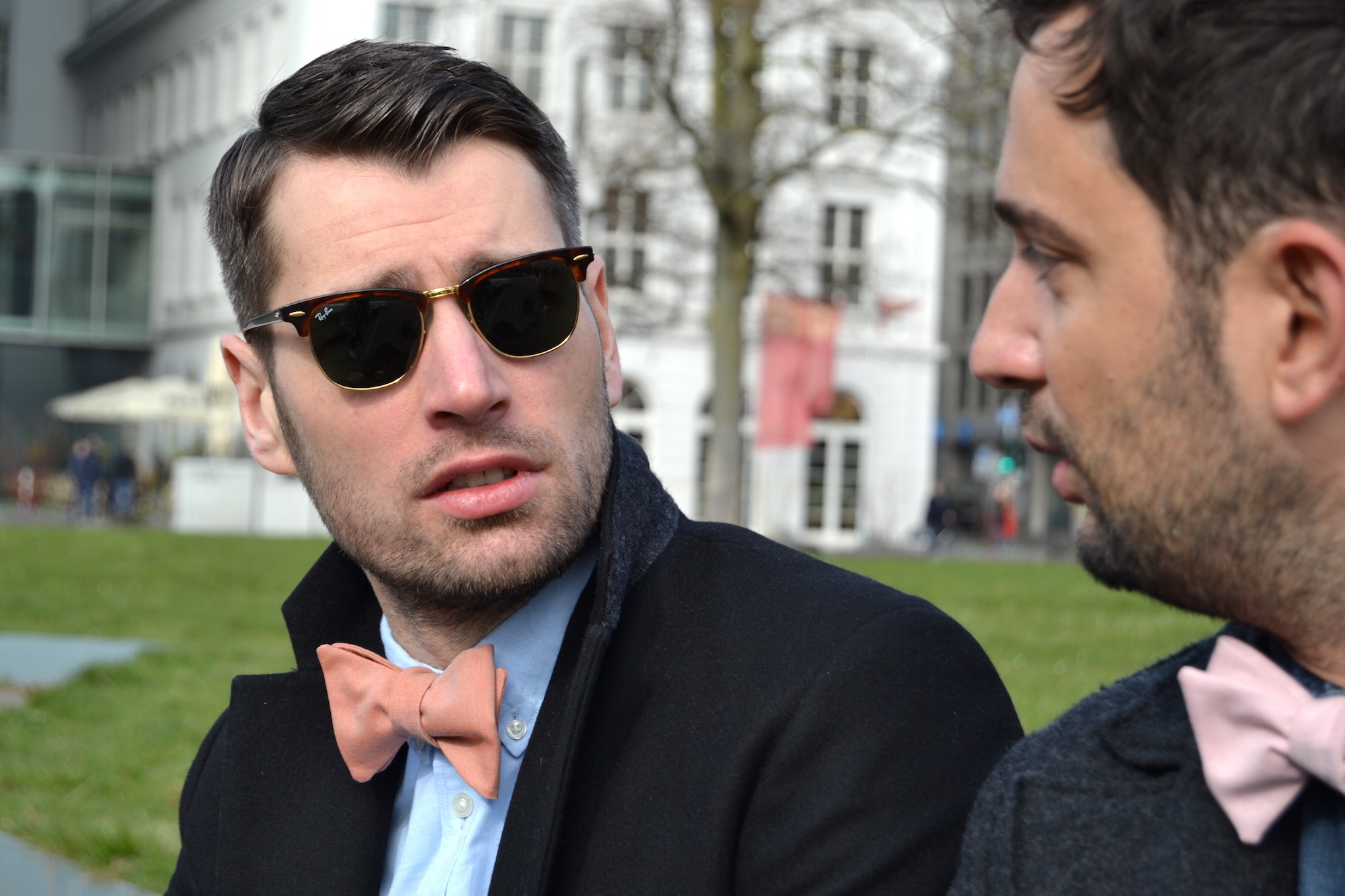 Fliege binden Anleitung | Der perfekte Querbinder | Fliegenmacher